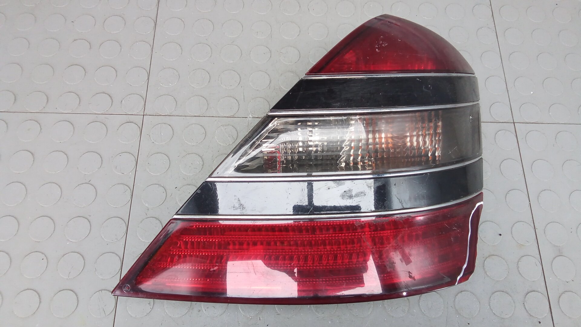 Фонарь задний правый MERCEDES BENZ S-CLASS W221, Номер A2218200264