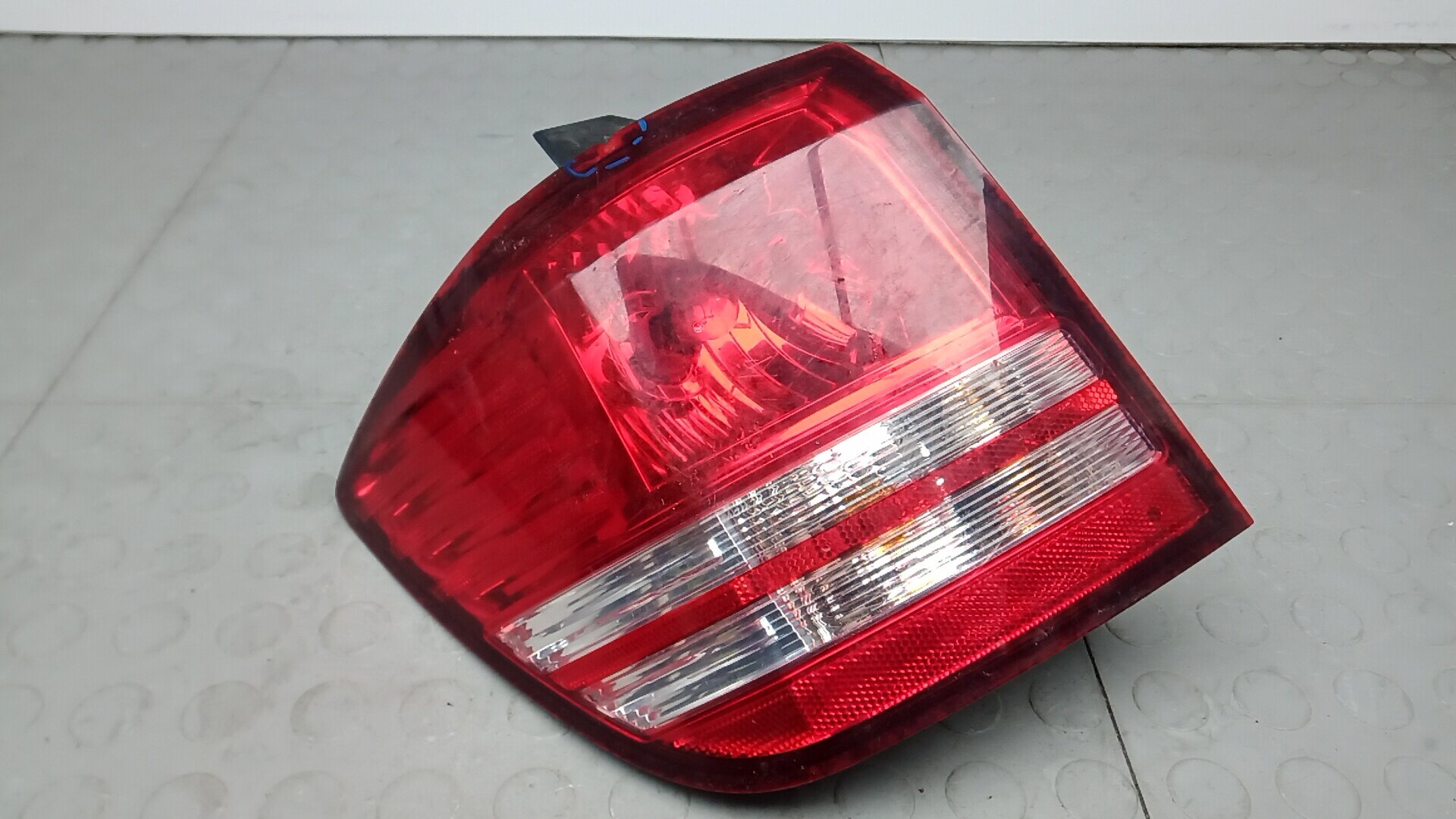 Фонарь задний левый DODGE JOURNEY