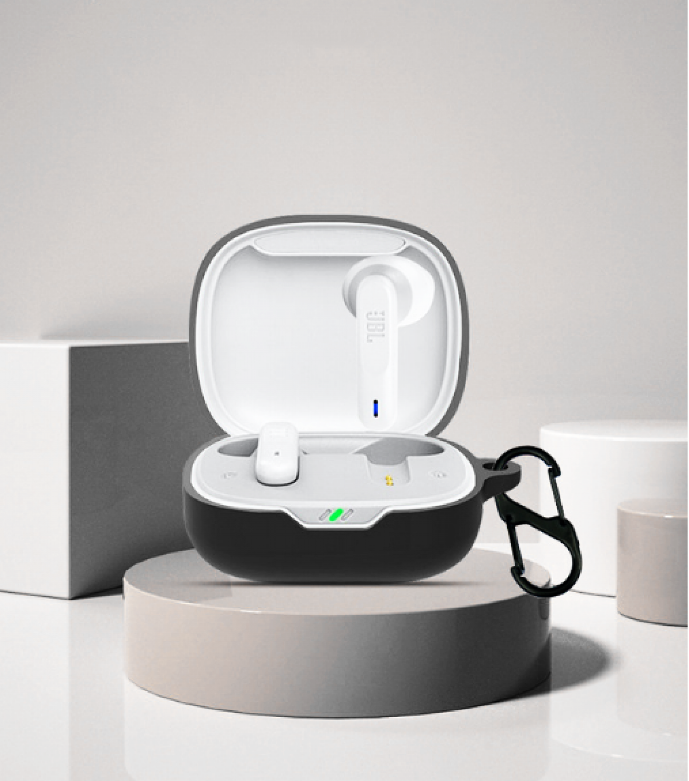 Защитный силиконовый чехол MyPads для наушников JBL W300TWS черный, противоударный, антипылевой