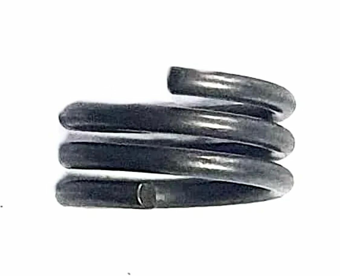 Винт червячный (021245040) подходит для пил UC3001A, UC3003A, UC3503A, PS400, DCS33 и др.