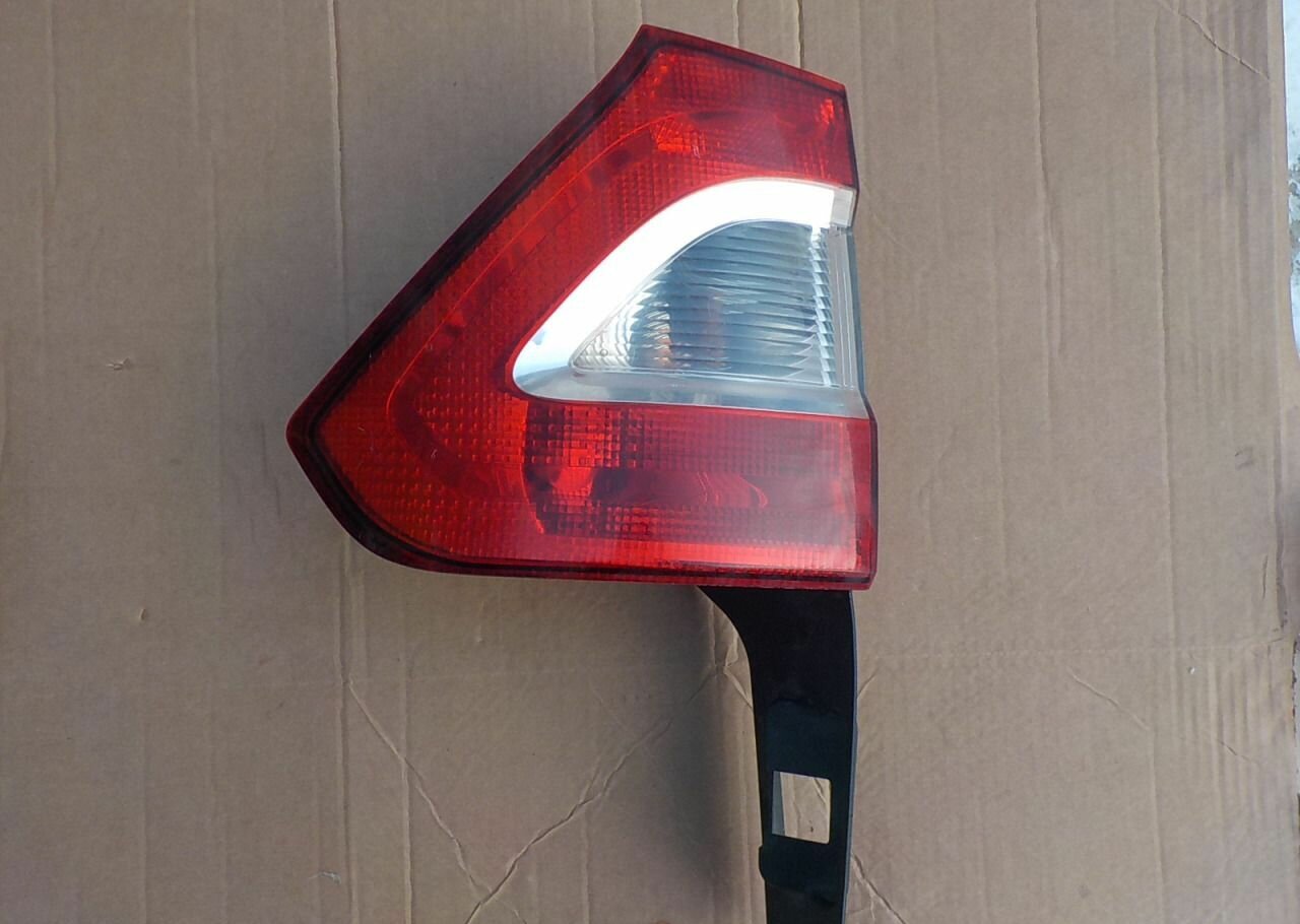 Ford Galaxy Фонарь 1524440