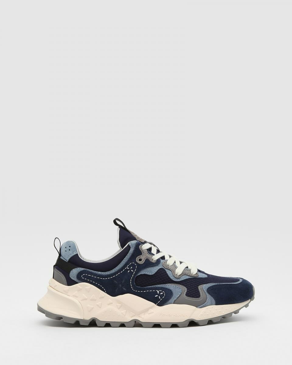 Кроссовки треккинг и туризм