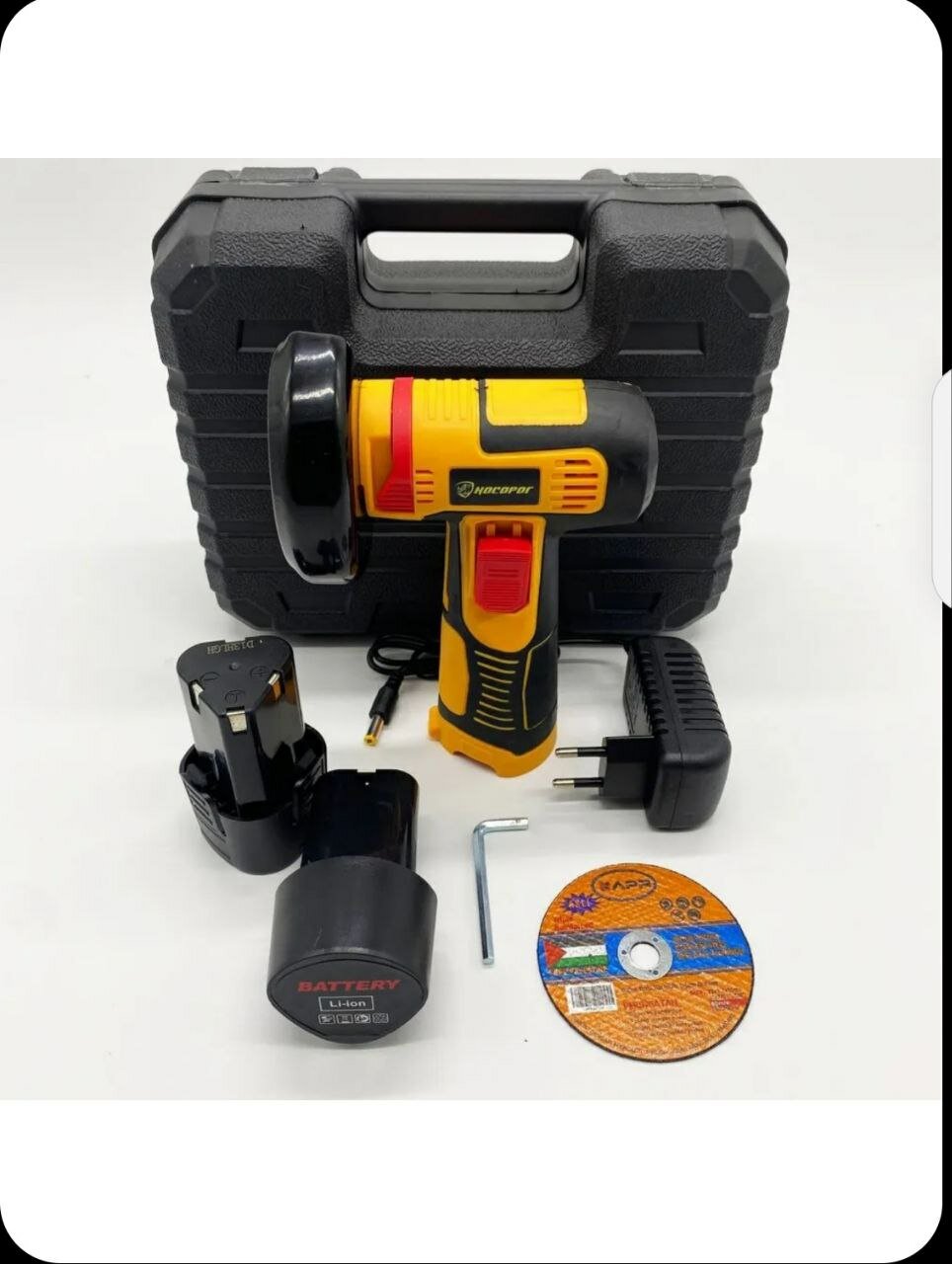 Аккумуляторная угловая шлифмашина, болгарка, 75 мм диаметр диска, 2 аккумулятора в комплекте и зарядноеустройство, кейс