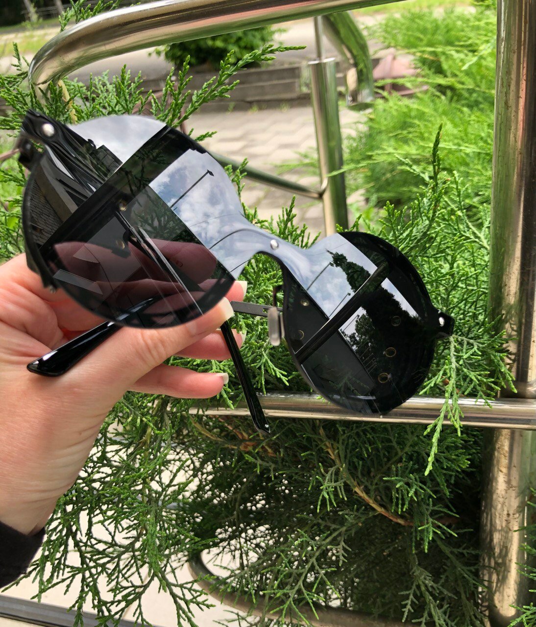 Солнцезащитные очки