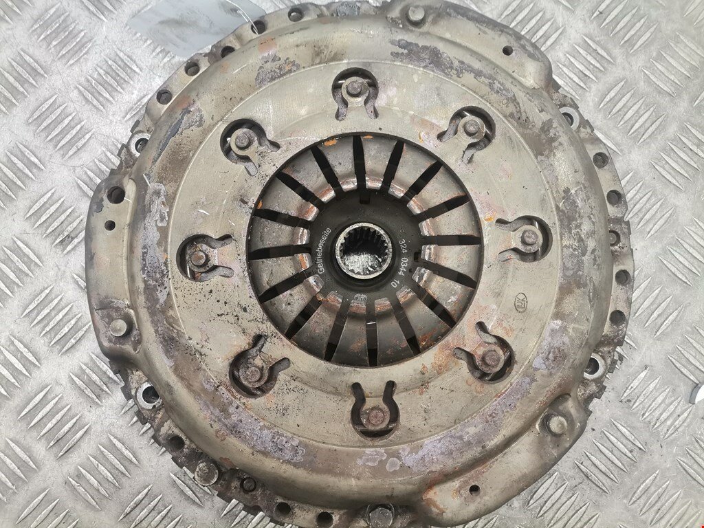 Маховик (демпфер сцепления) Renault Trafic 2 93198495 арт. 2235127