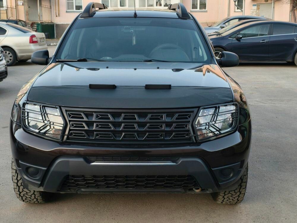 Дефлектор капота Кожаный для RENAULT DUSTER 2015 -2021 I Рестайлинг (Рено Дастер)