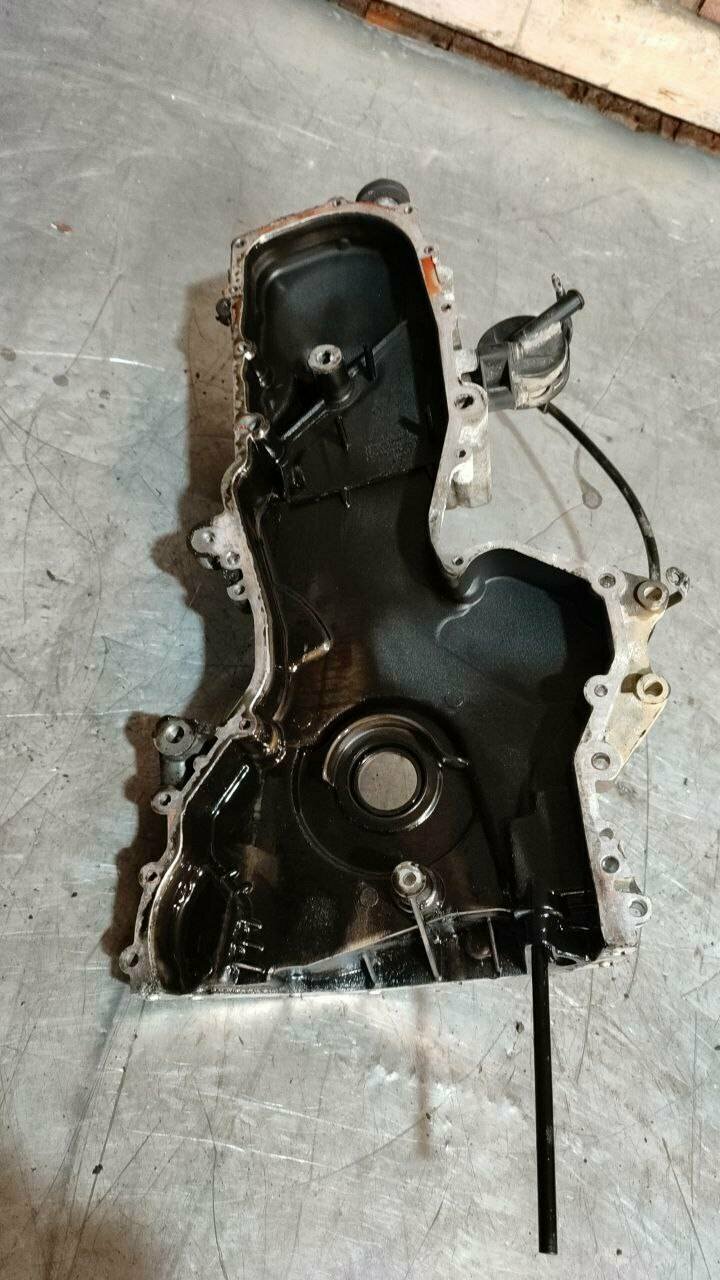 Крышка двигателя Volkswagen Polo 4 2003 03D109211J