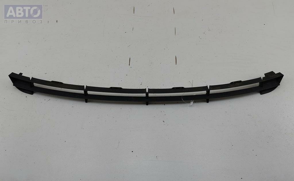 Решетка (заглушка) в бампер Ford Mondeo 3 (2000-2007)