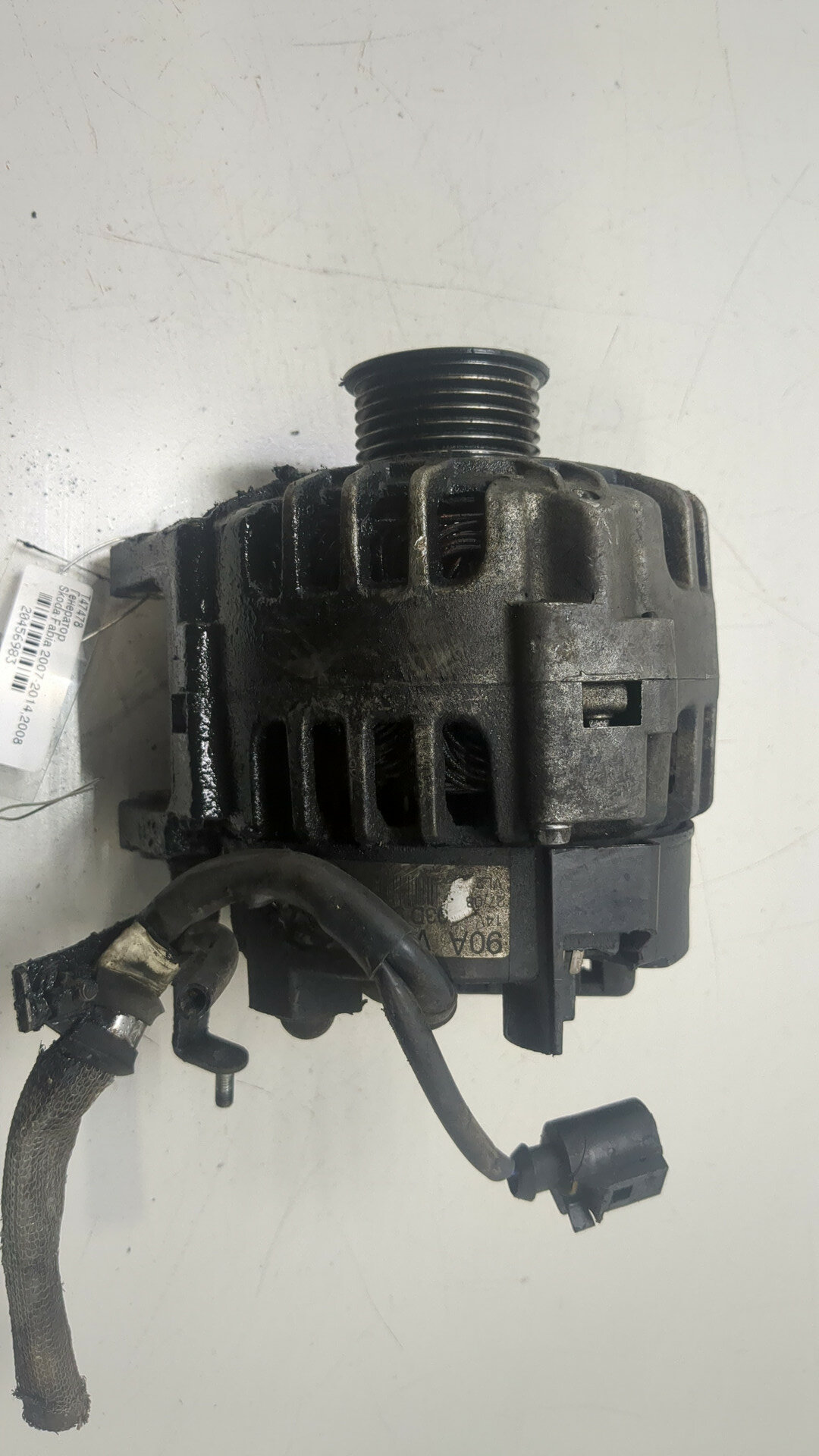 Генератор Skoda Fabia Б/У