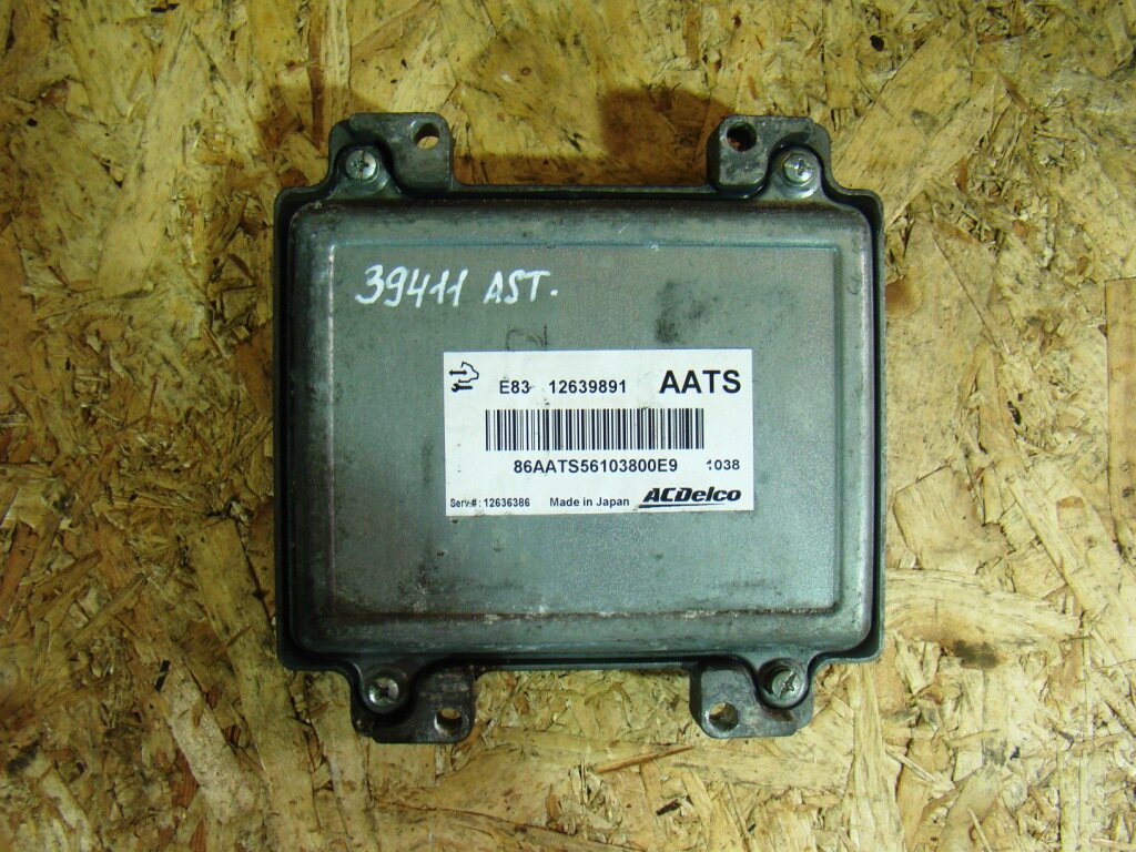 Opel Astra J Блок управления двигателем 12639891