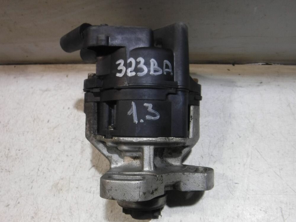 Распределитель зажигания Mazda 323 BA B3M518200