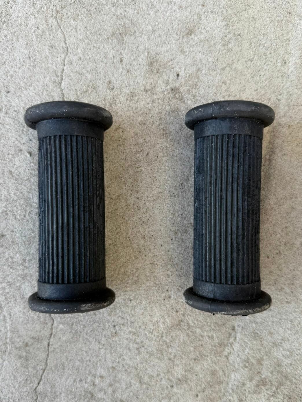 Резинка подножки для мотоцикла Иж, Урал - 4 штуки