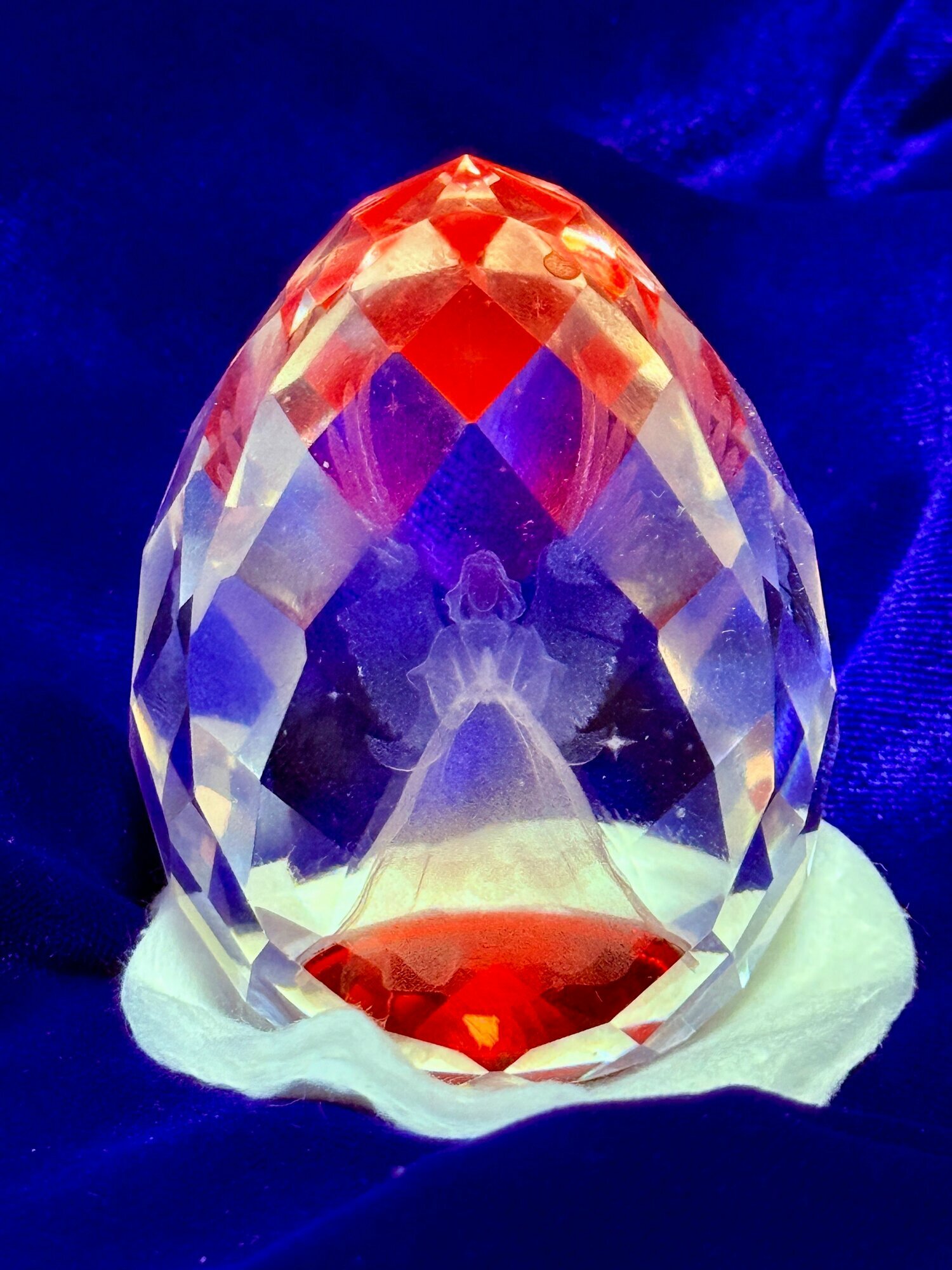 Яйцо хрустальное с Ангелом 7 см