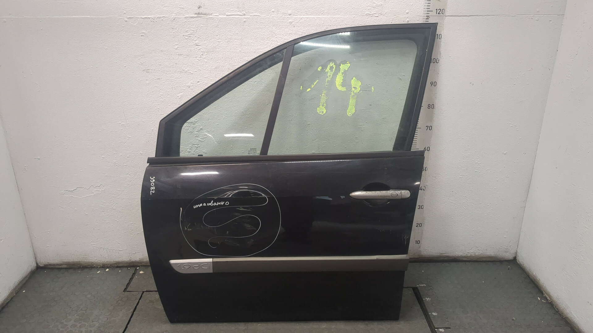 Дверь боковая (легковая) левая передняя Renault Scenic Б/У