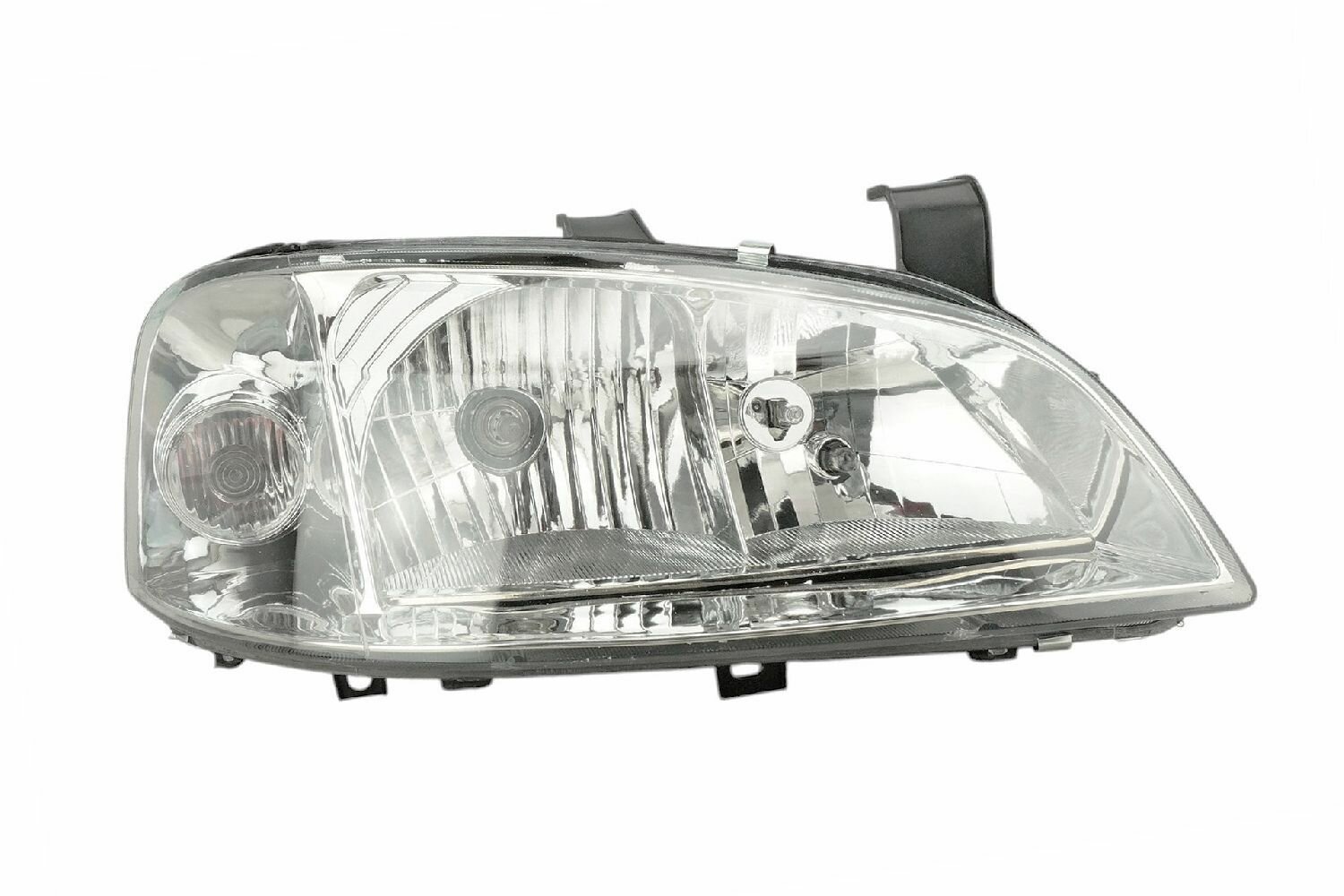 Фара передняя правая AMULET (A15-3772020BA)