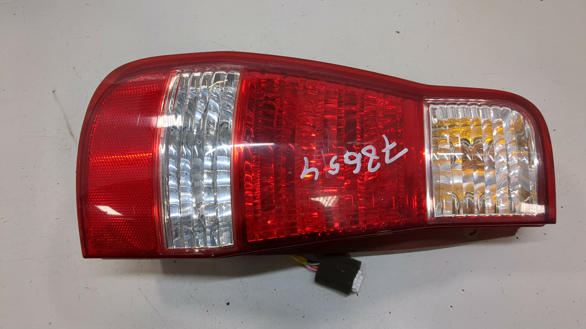 Фонарь (задний) левый Hyundai Matrix Б/У