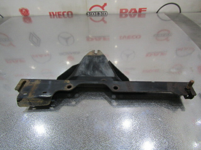 Кронштейн бампера правый MAN TGA