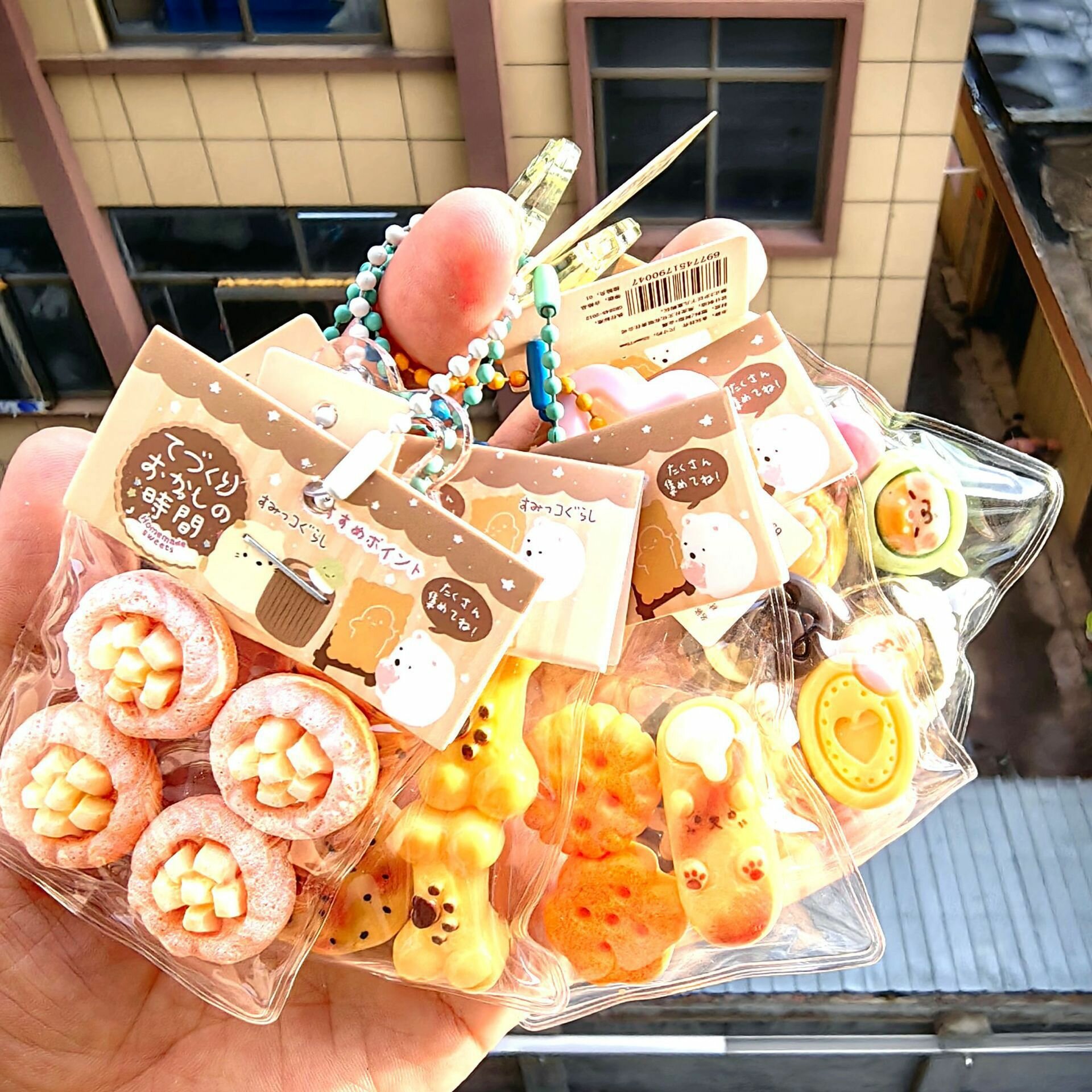 Интернет красный хлеб, еда, веселье, веселье, высокая имитация миниатюрный брелок подвеска-хлеб