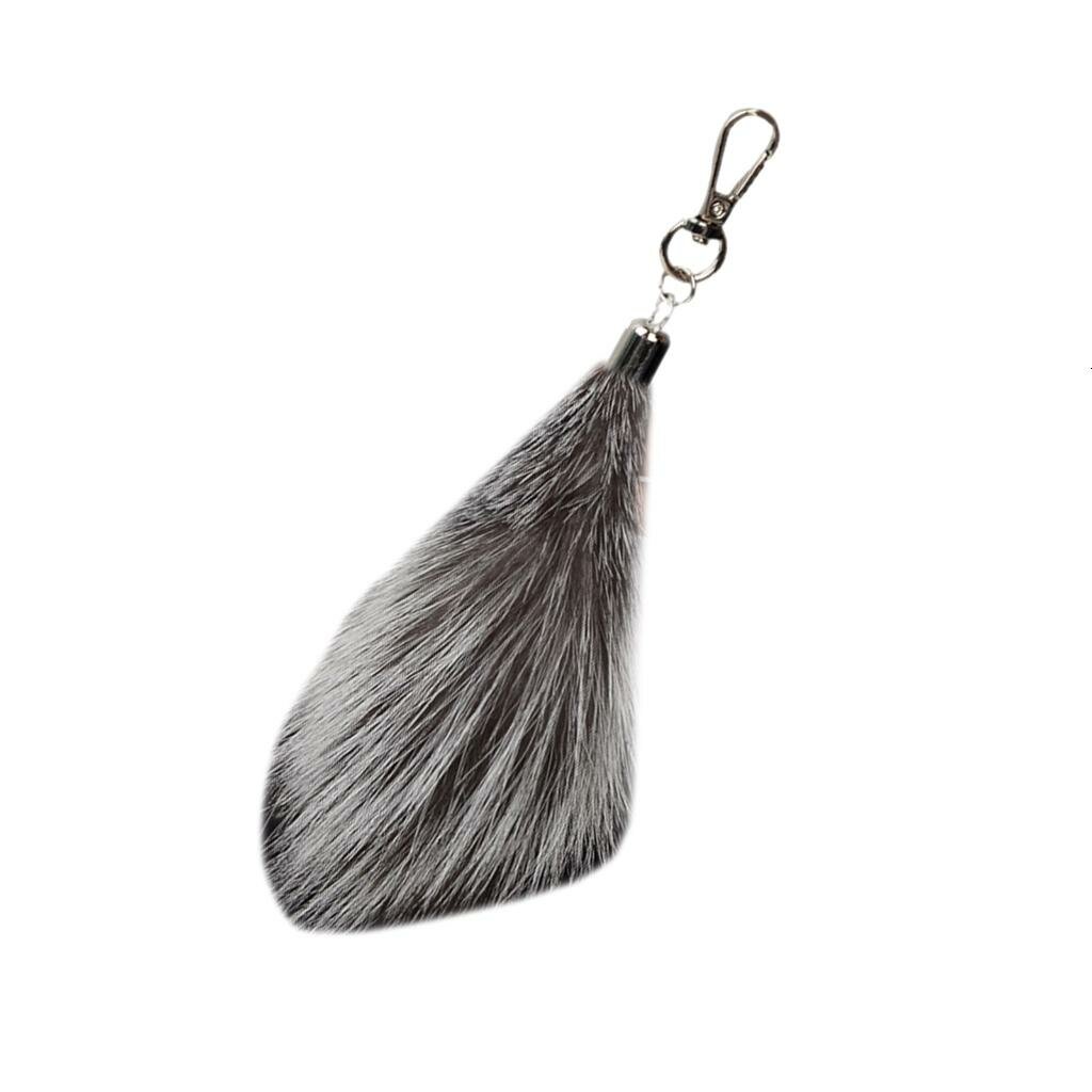 Хвост-брелок, Черный серый