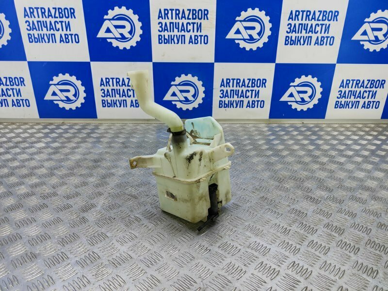 Б/У Бачок омывателя лобового стекла Geely Emgrand Ec7 FE1 / Джили Эмгранд Ec7 FE1 1.8 JL4G18 126 Л.С 2013