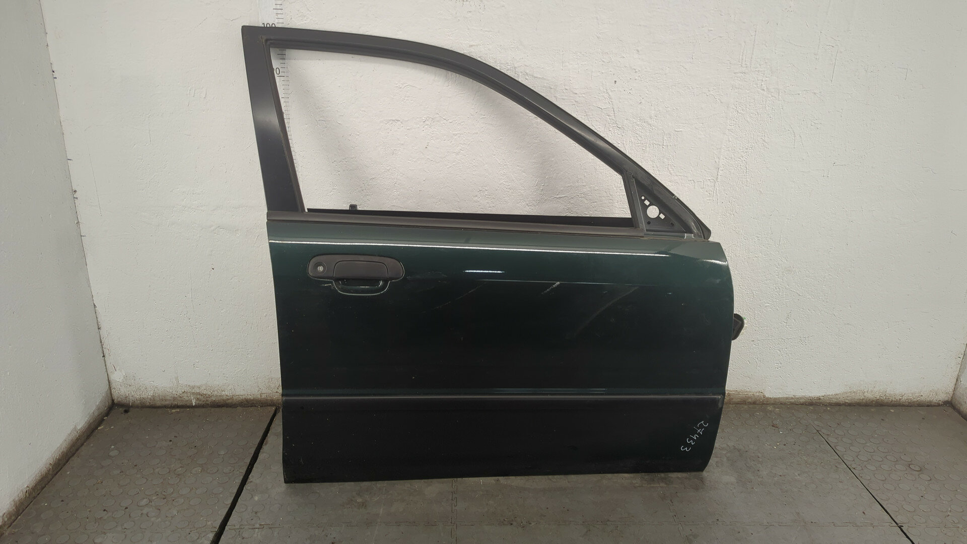 Дверь боковая (легковая) правая передняя Mazda 323 (BJ) Б/У