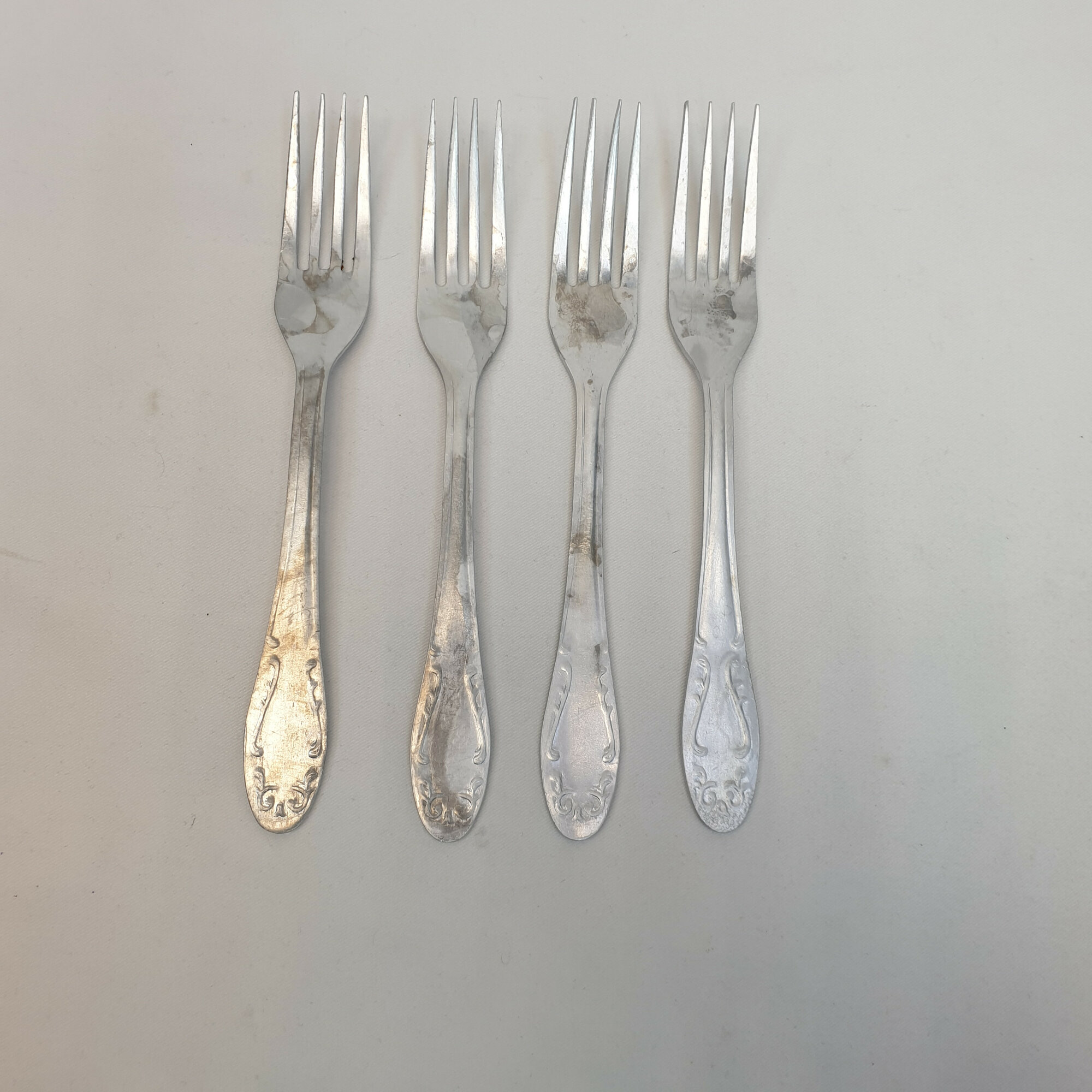 Набор столовых вилок 4 шт, алюминий. Винтаж, СССР