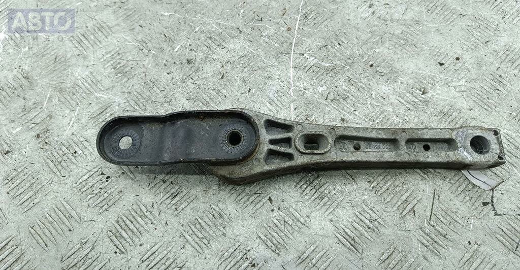 Подушка крепления двигателя Volkswagen Passat B7