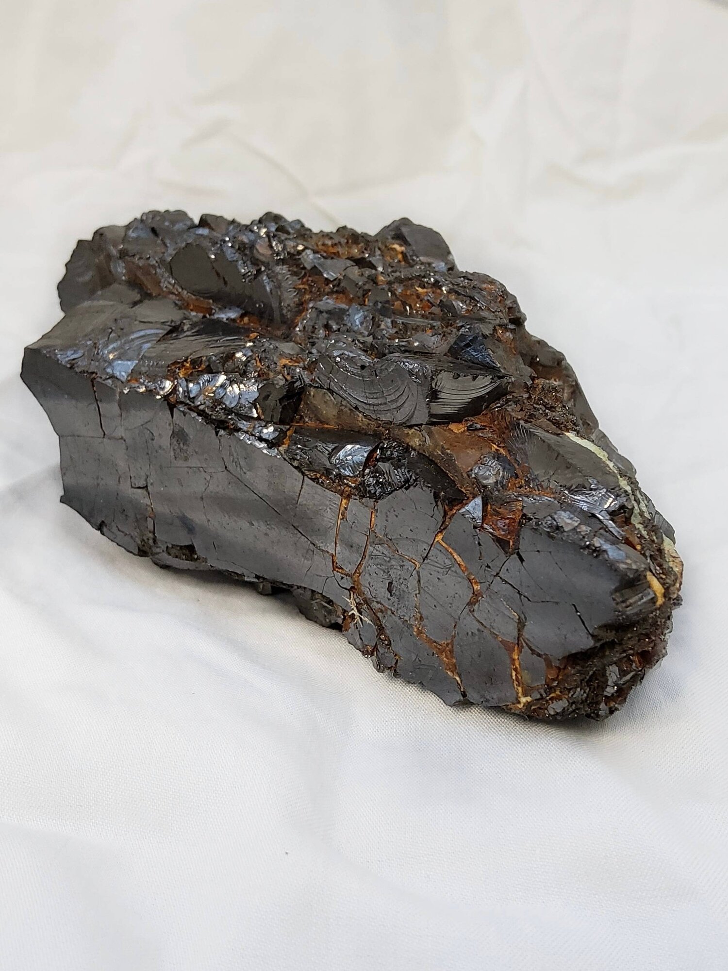 Шунгит натуральный элитный. Образец для коллекций 441 гр