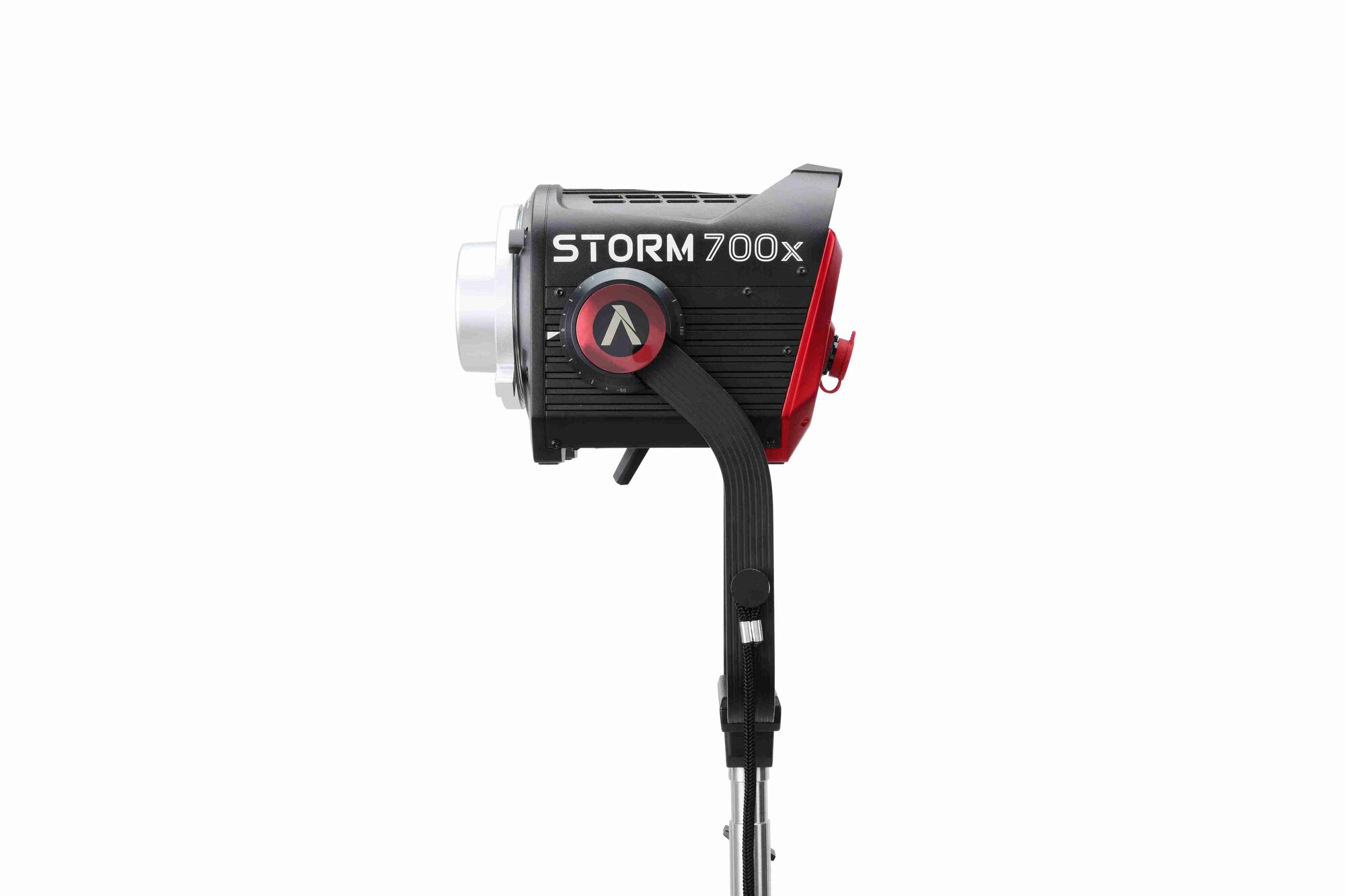 Осветитель Aputure STORM 700x — фото 1