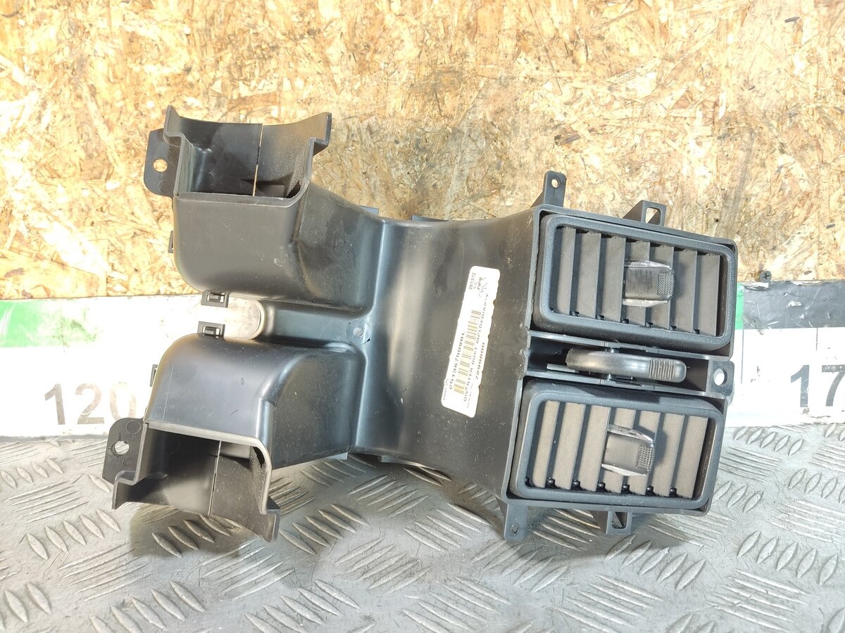 Дефлектор воздушный JEEP Grand Cherokee 2010-2021 68085974AC
