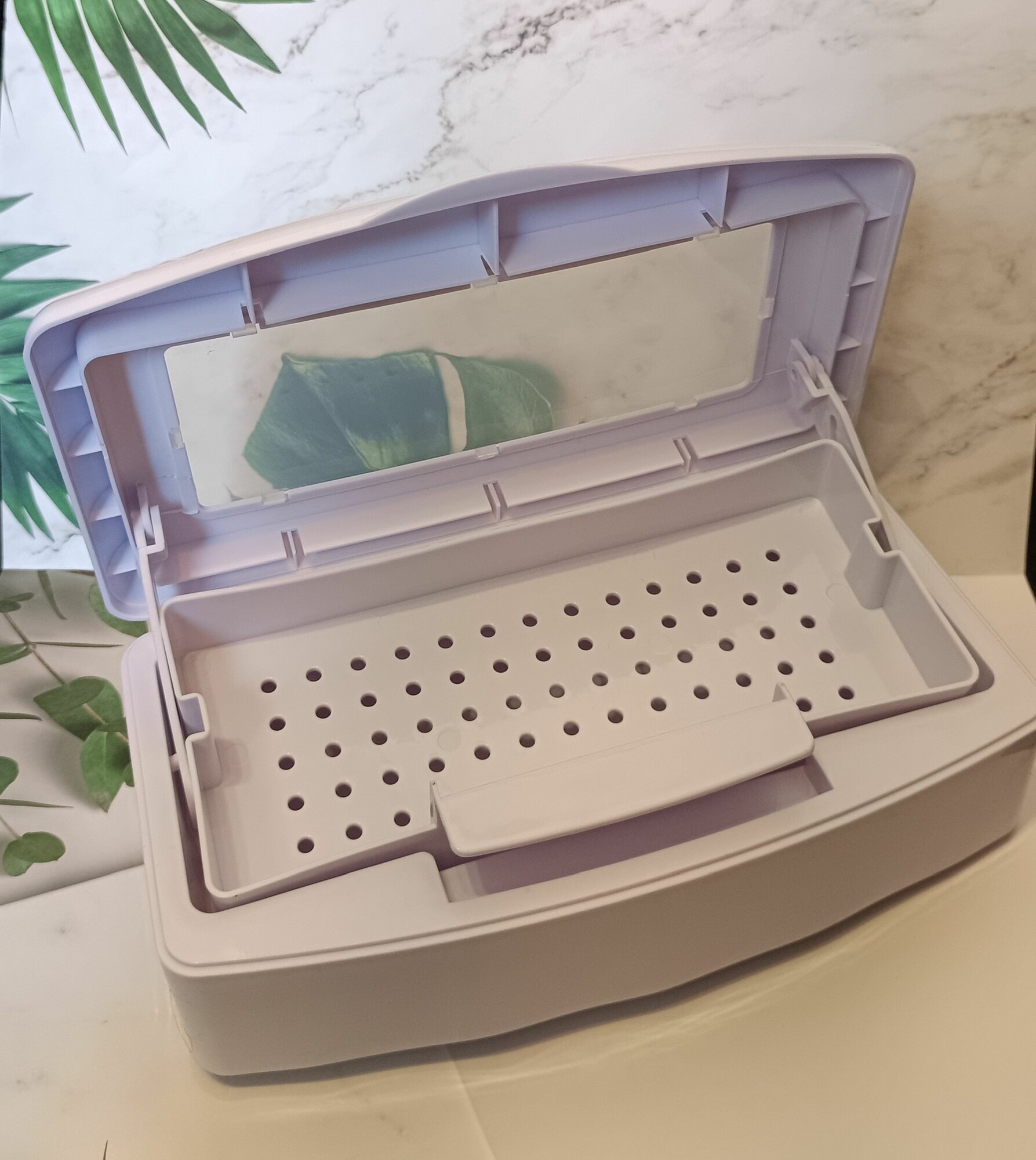 Пластиковый контейнер для стерилизации с окном