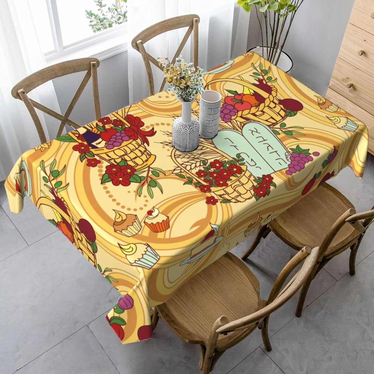 Скатерть на стол 140x140см, Happy Shavuot