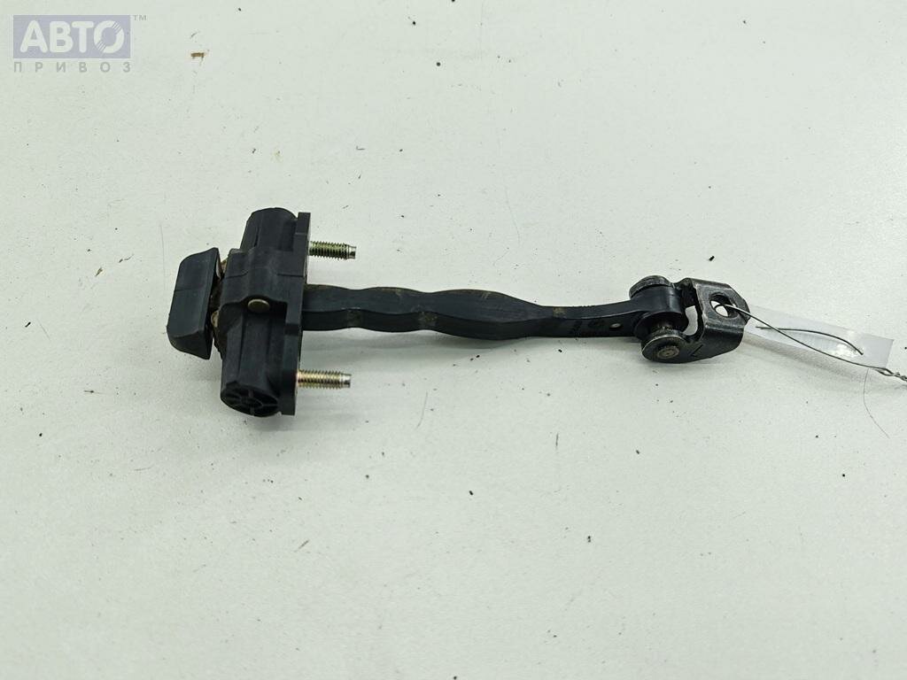 Ограничитель открывания двери передней Ford Focus 3 (2011-2018)