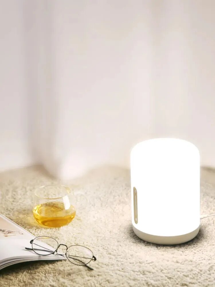 Mi Bedside Lamp 2 Умная настольная светодиодная лампа ночник (MUE4093GL), белый