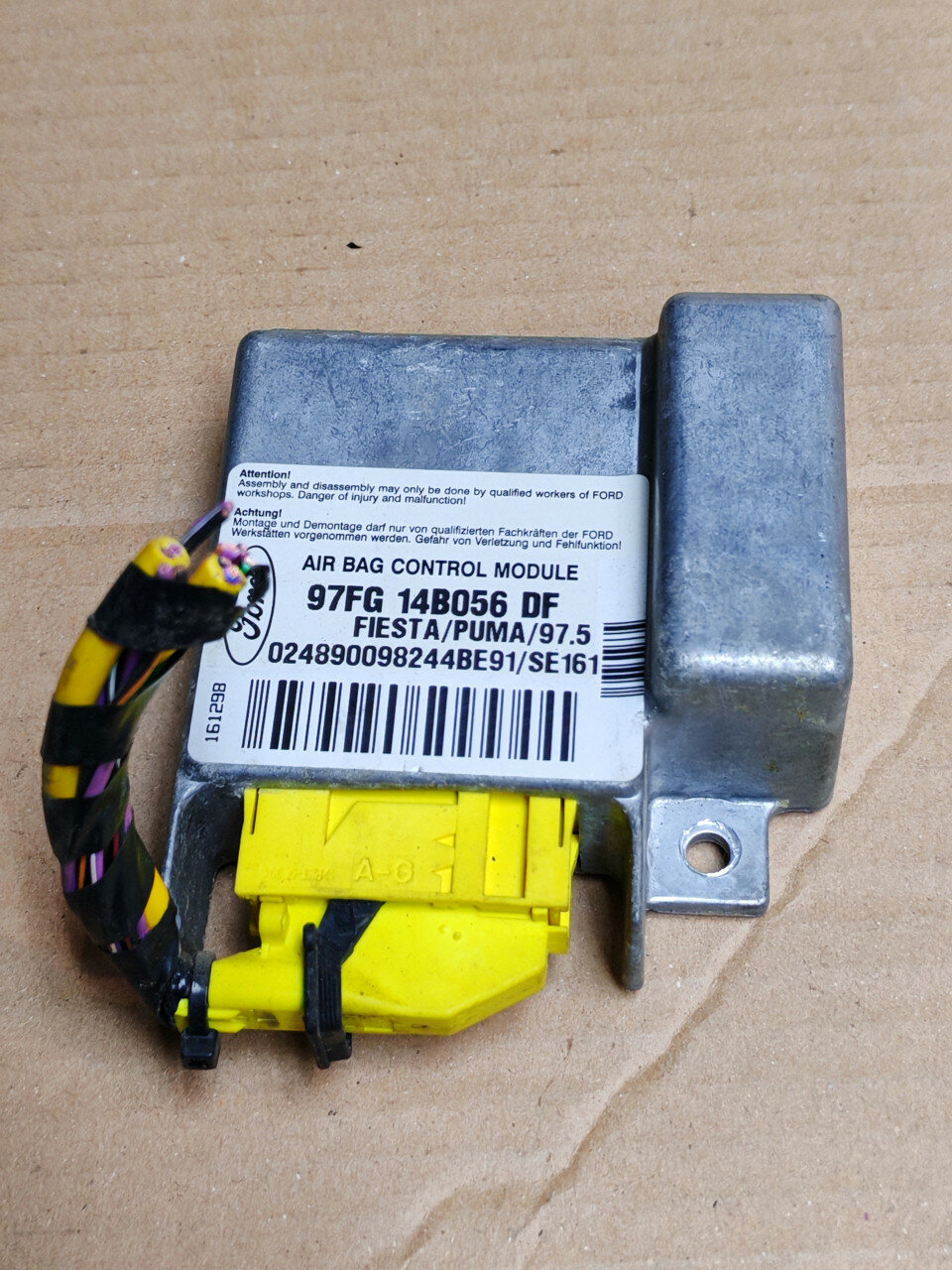 Блок управления AIRBAG Fiesta mk4