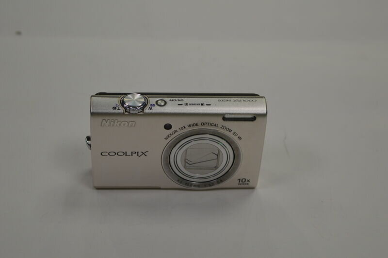 NIKON Фотоаппарат Nikon Coolpix S6200 Ресейл