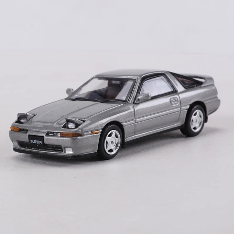 Коллекционная модель Toyota Supra A70, светло-серый, 1:64