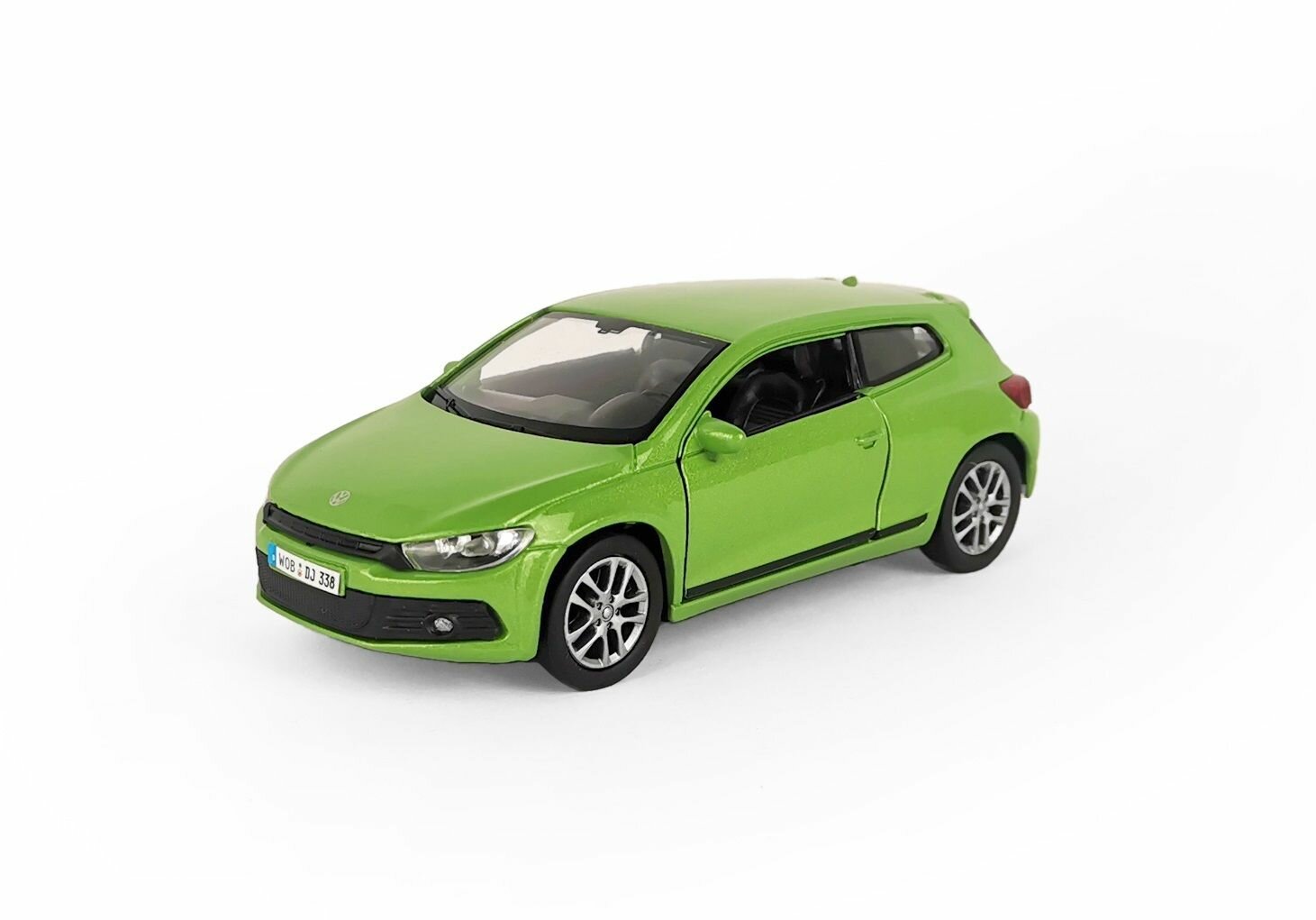 Модель машинка металлическая 1:38 Volkswagen Scirocco, пруж. мех, WELLY, зеленый