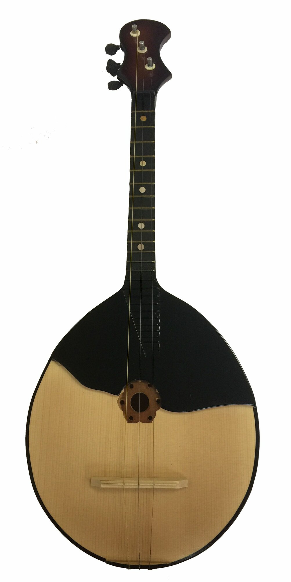 Домра малая, материал нижней деки карбон, цвет натуральный