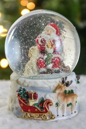 Снежный шар верные друзья санты, полистоун, стекло, 9 см, Sigro 50-2082-1