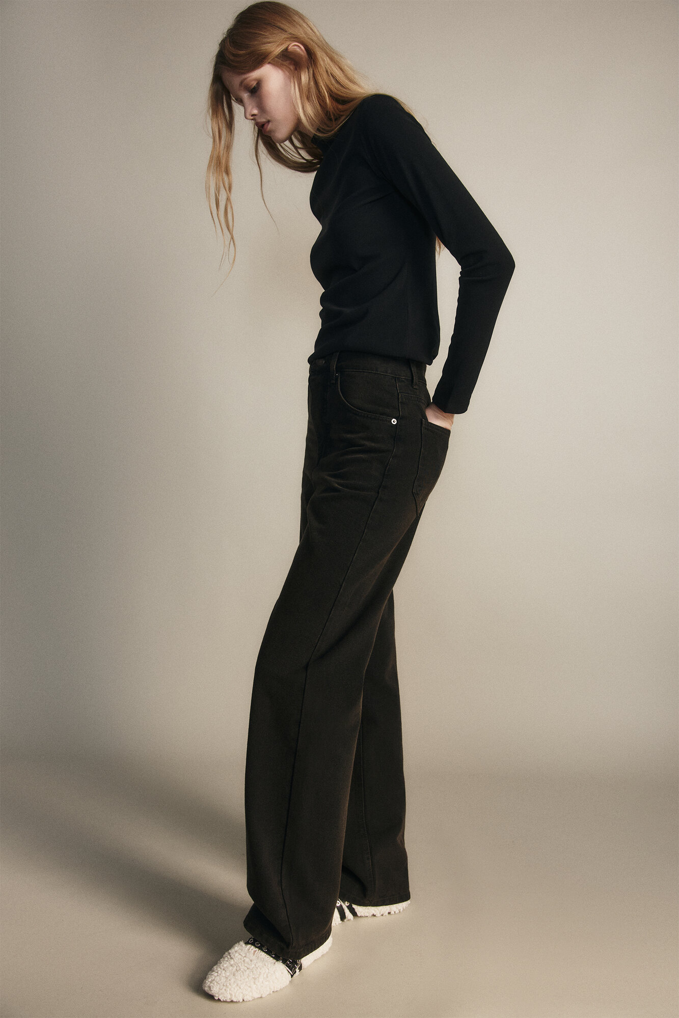 Джинсы широкие Woman Mix&Match 