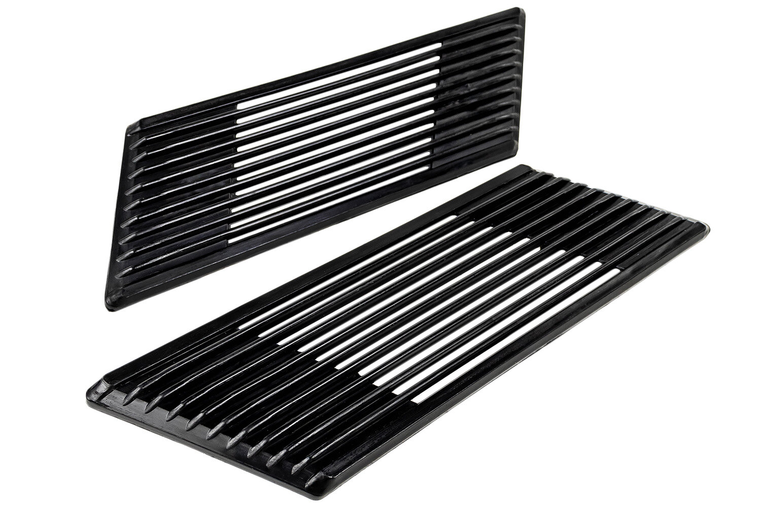 Комплект решеток-дефлекторов задних стоек (вентнакладки) на ВАЗ 2104, 2105, 2107