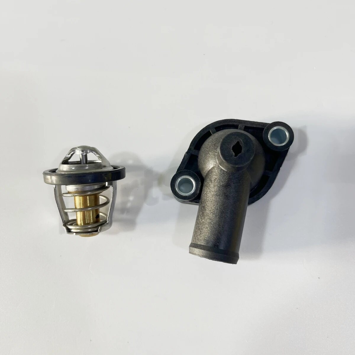 Термостат с крышкой для CFmoto 400 450 520 550 600 Touring 625 800 X8 U8 Z8 800EX 800XC 850 950 1000 0800-022700 0800-022013