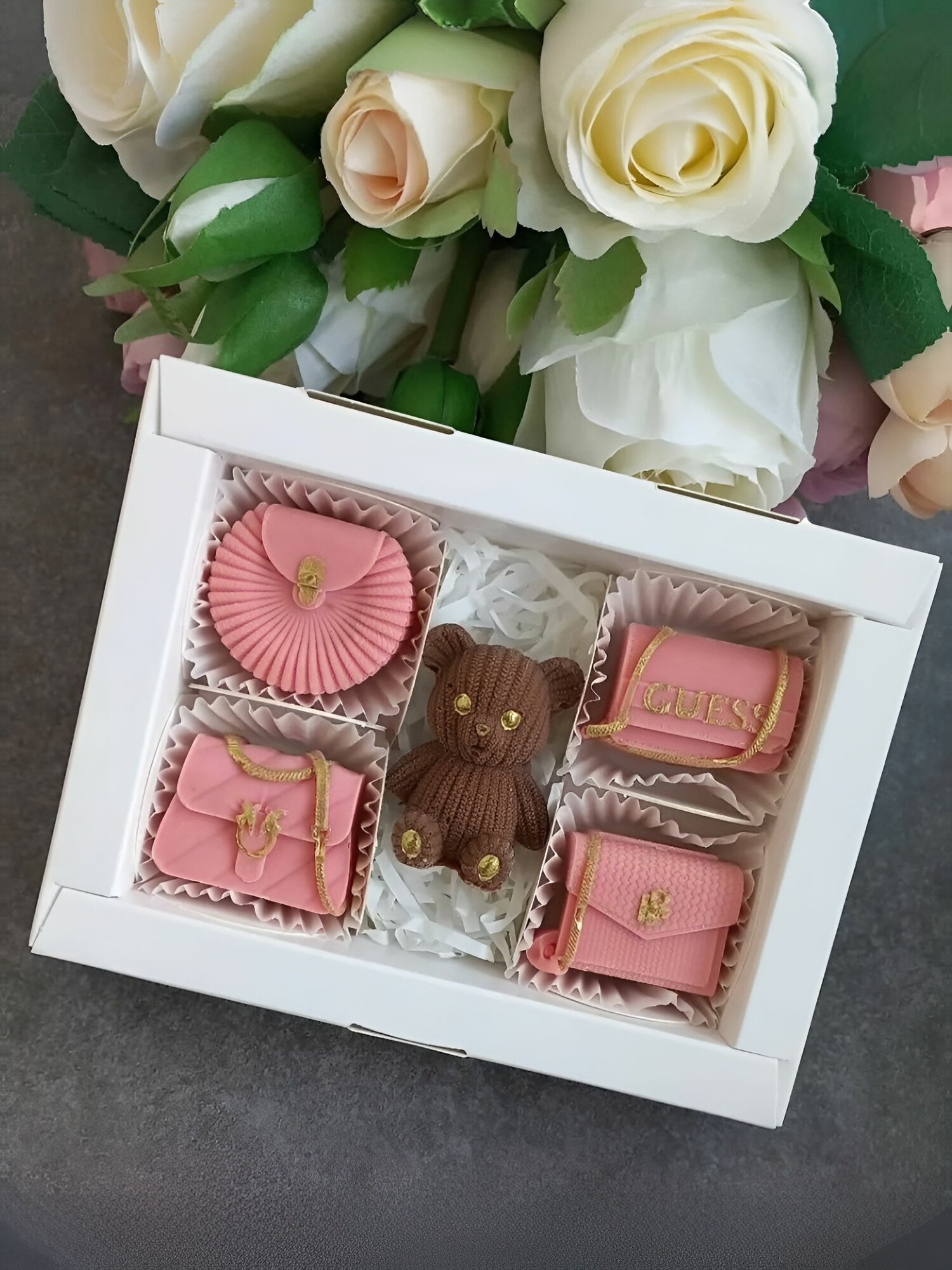 ShokoTrendy Конфеты на день рождения женщине подарочные в коробке