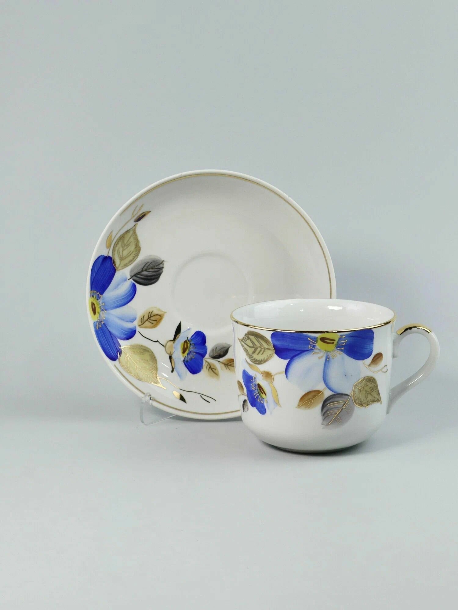 Чайная пара, Чашка с блюдцем, 450 мл. . Дулевский фарфоровый завод. Форма Ностальгия. Рисунок Синий цветок.