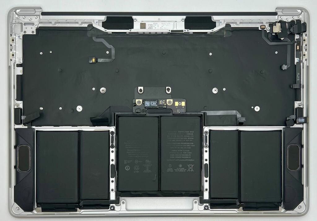 Топкейс с клавиатурой RUS РСТ, АКБ MacBook Pro 13 A2251 2020 Silver AASP