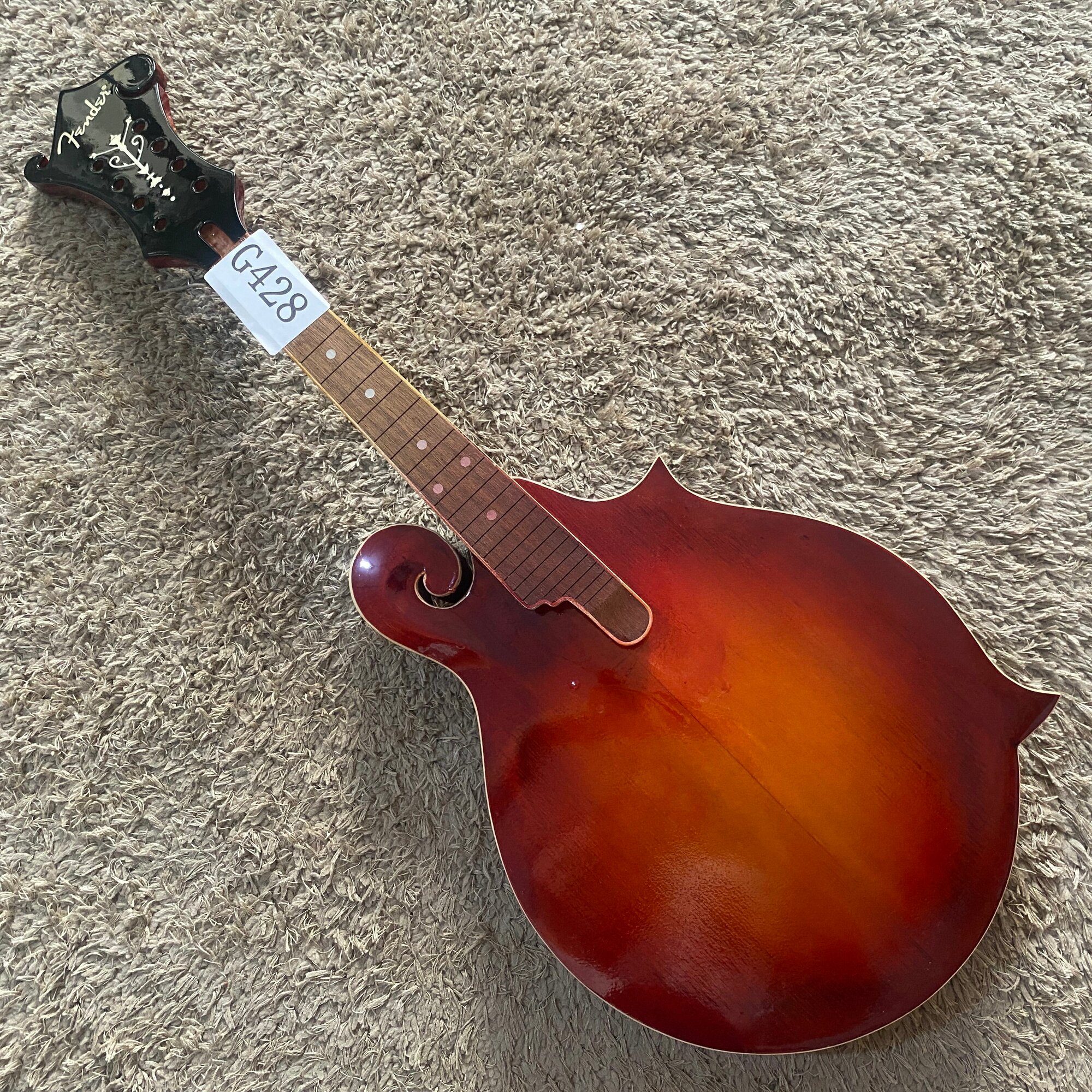 Fender Mandolin Guitar (полуфабрикат), без комплектующих, цельный корпус (spruce + клён), 24 лада, для DIY-аматеров