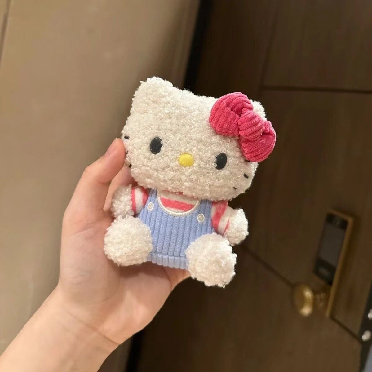 Брелок для сумки в виде кудрявого плюшевого котенка Hello Kitty, брелок для ключей в виде девичьей пары, кукла.