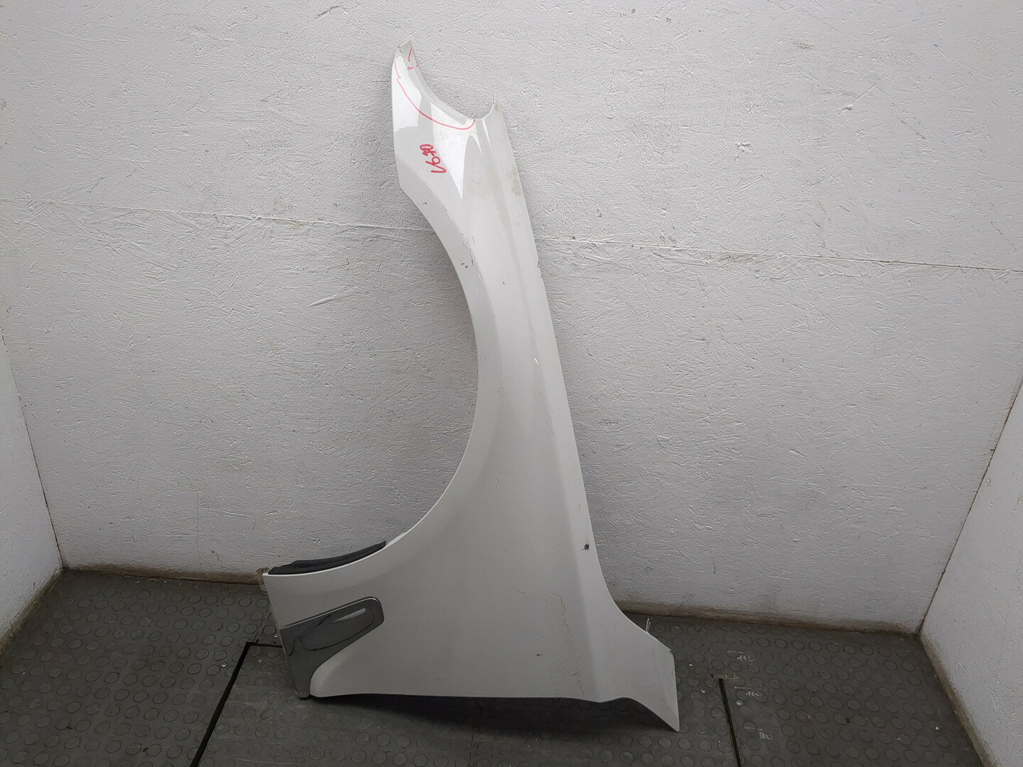 Крыло левое переднее BMW 7 G11, G12 Б/У