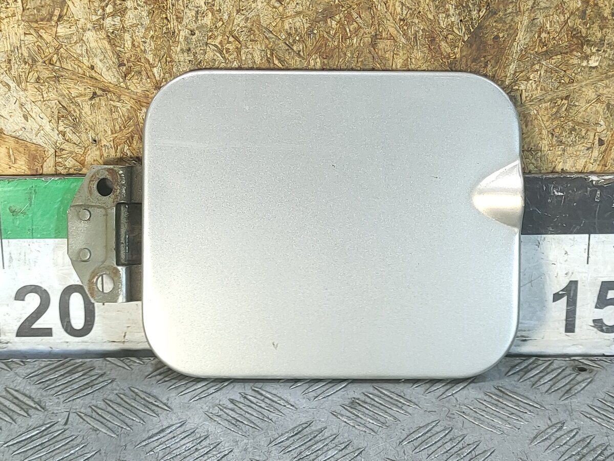 Лючок бензобака UAZ Patriot 316006541301000
